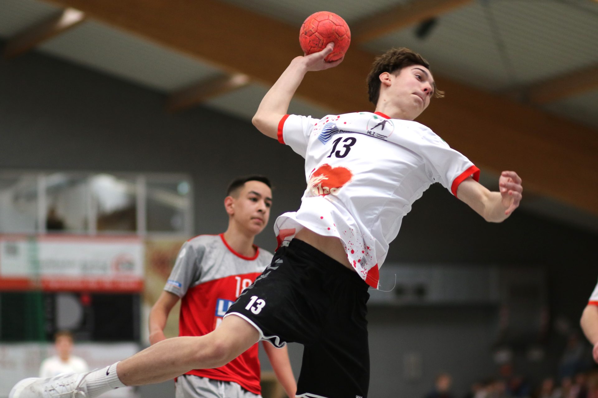 Vorzeitiger Gewinn der Meisterschaft nach kämpferischer Leistung - HLZ ...